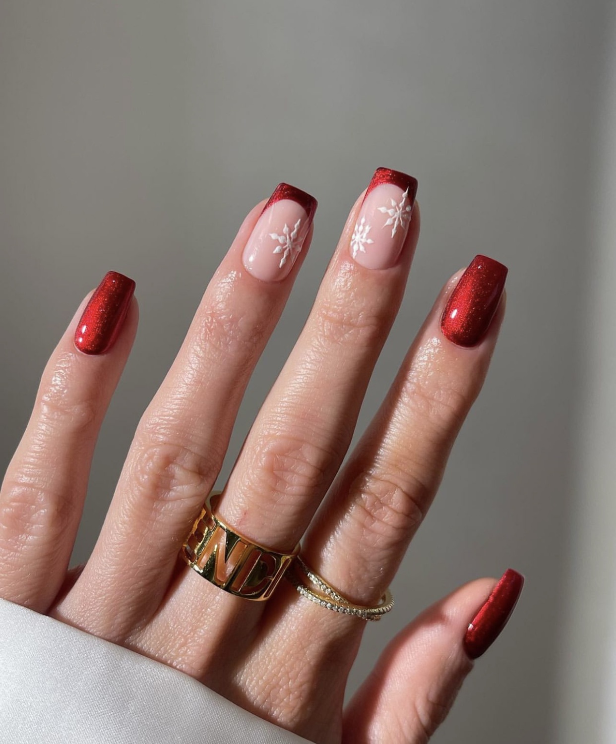 23+ Stunning Short Winter Nail Designs For 2026