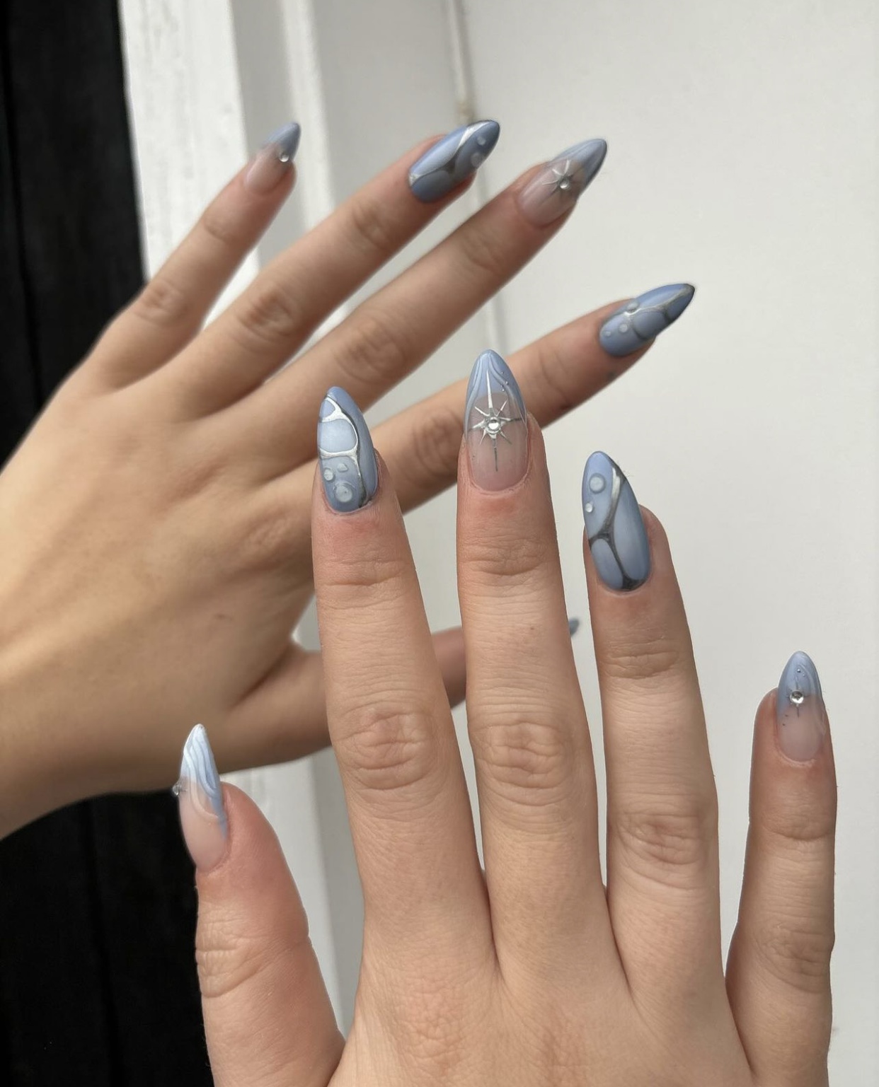 37 Frosty Blue Winter Nails You'll Want to Screenshot - LIFE PRETTIFIED