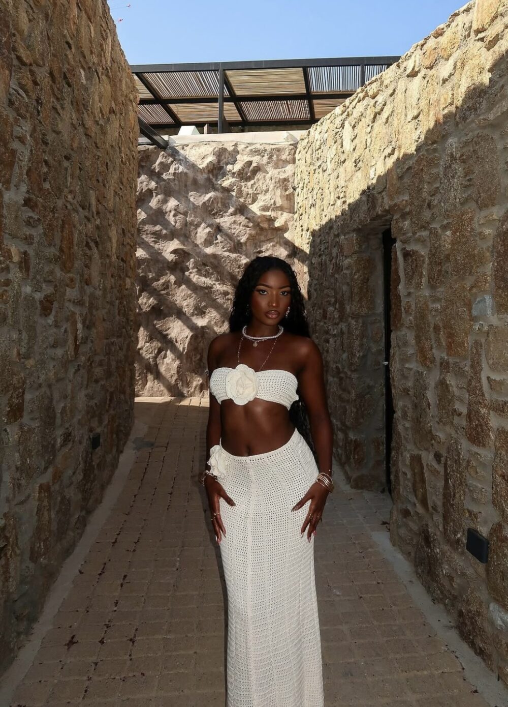35 Beach Vacation Outfit Ideas To Serve Looks From Sunrise to Sunset