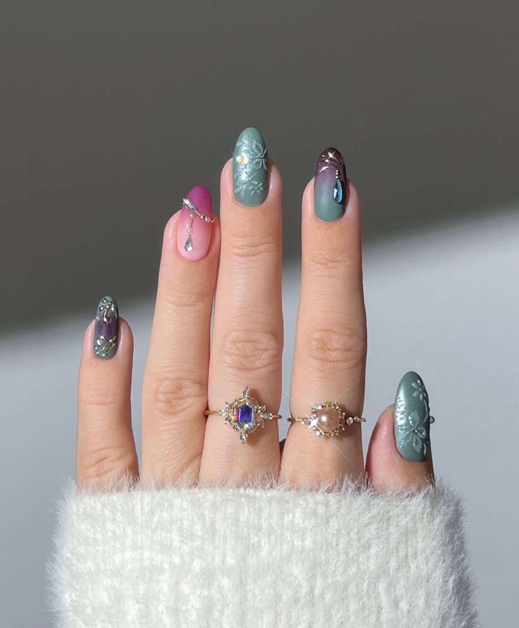 19 Gorgeous January Nail Designs to Start the Year Off Cute