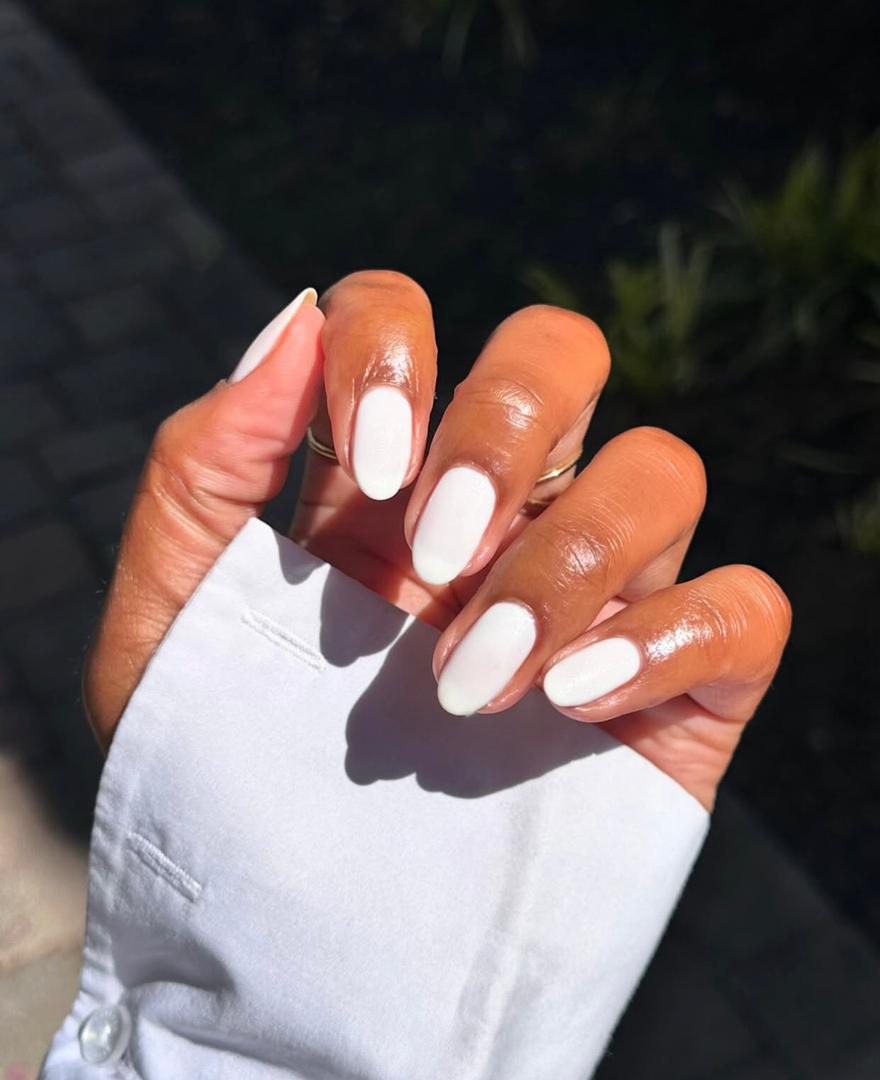 29 Cute Graduation Nails That Are Straight-A Stunning - LIFE PRETTIFIED